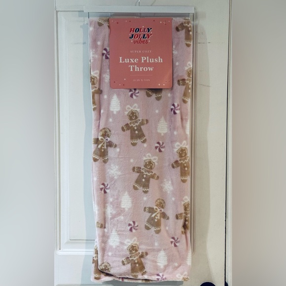 Holly Jolly Vibes | Bedding | Gingerbread Girl Nwt Pink Oversized Plush ...